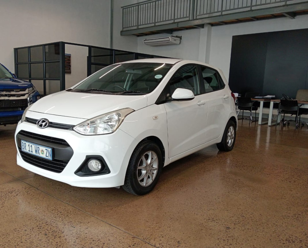 2016 Hyundai i10 1.25 Fluid – CAR HUB DURBAN